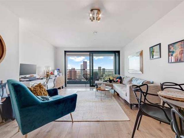 Apartment at Great Eastern Road, Greater London