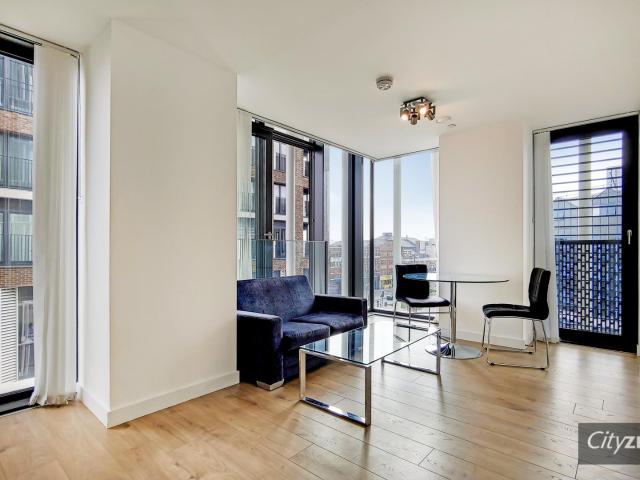 Apartment at Great Eastern Road, Greater London