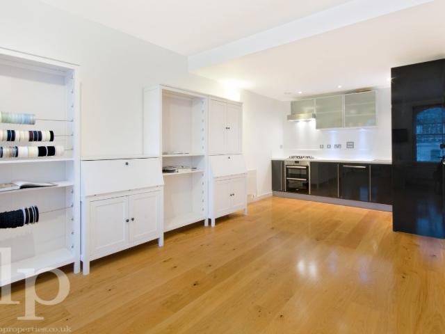 Apartment at Great Marlborough Street, City of Westminster