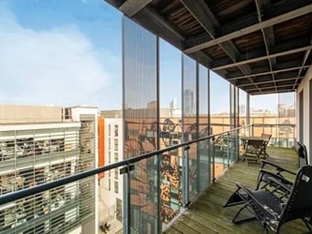 Apartment at Great Sutton Street, Greater London