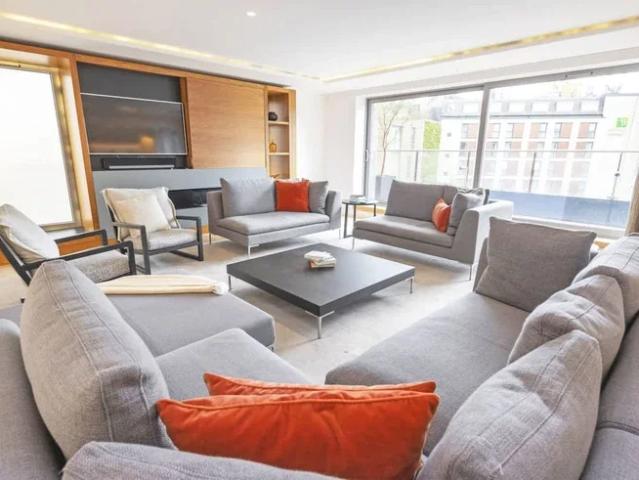 Apartment at Great Suffolk Street, Greater London