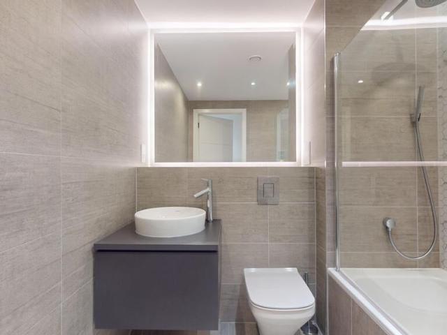 Apartment at Great West Road, Greater London