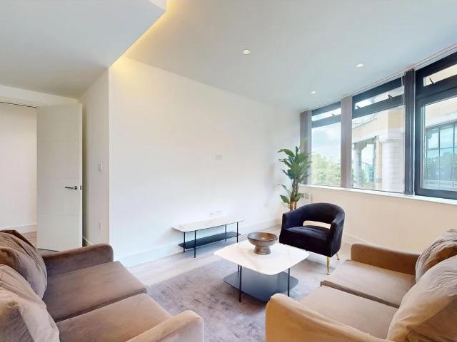 Apartment at Great West Road, Greater London