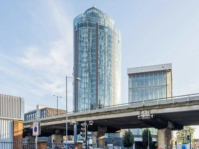 Apartment at Great West Road, Greater London