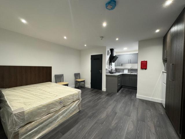Apartment at Great West Road, Greater London