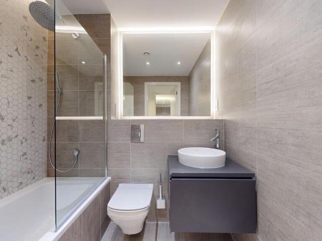 Apartment at Great West Road, Greater London