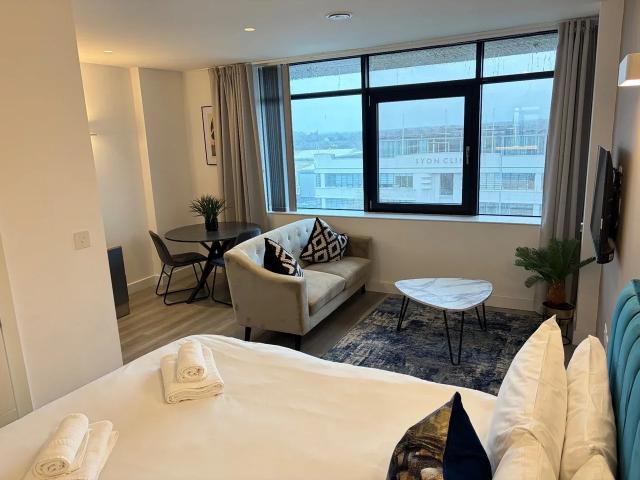Apartment at Great West Road, Greater London