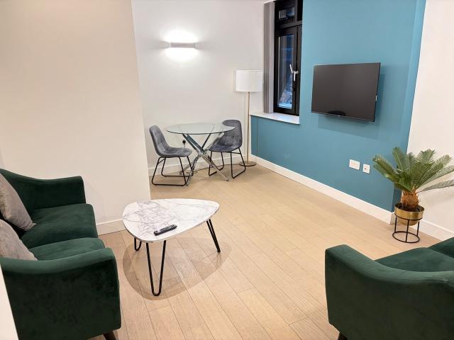 Apartment at Great West Road, Greater London