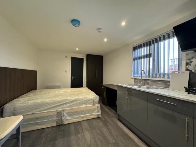 Apartment at Great West Road, Greater London