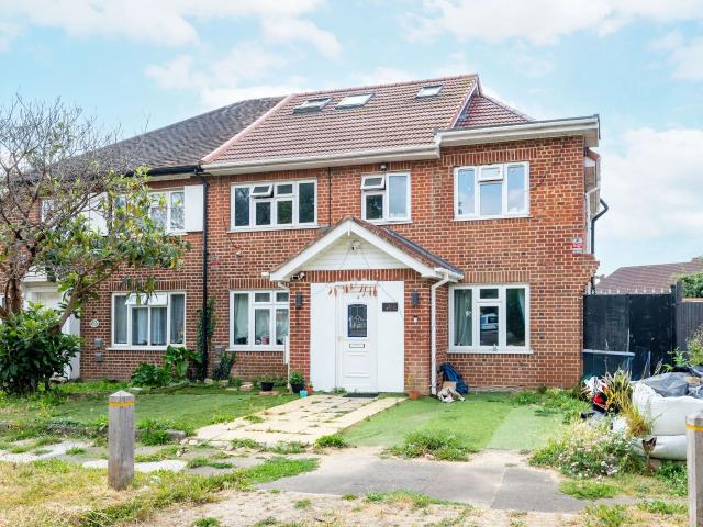 Apartment at Great West Road, Greater London