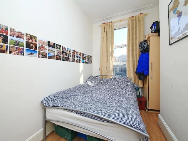 Apartment at Great Western Road, City of Westminster