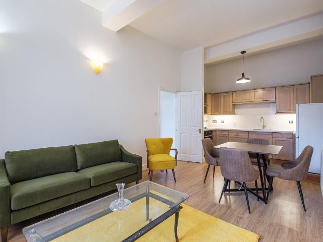 Apartment at Great Tower Street, City of London