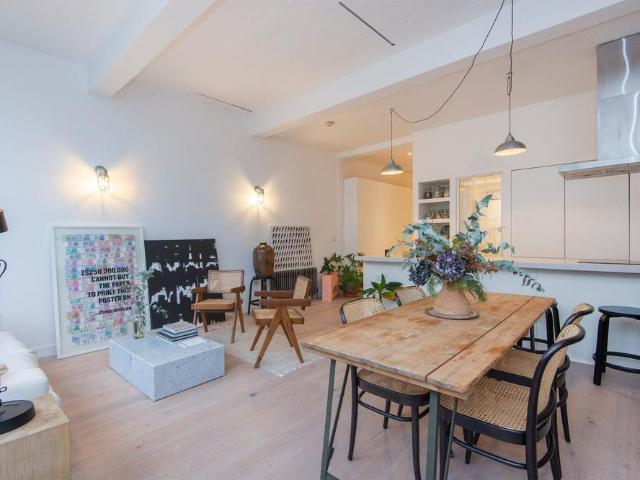 Apartment at Great Titchfield Street, City of Westminster