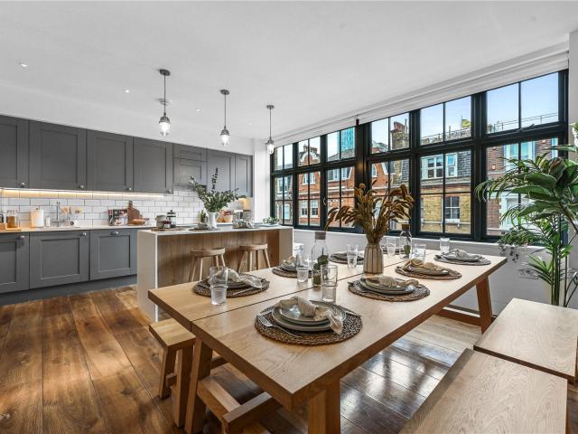 Apartment at Great Titchfield Street, City of Westminster