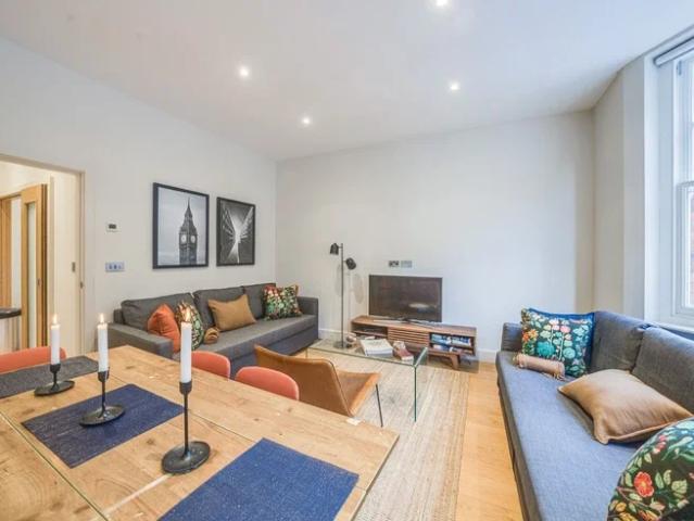 Apartment at Great Titchfield Street, City of Westminster