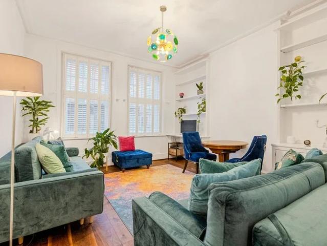 Apartment at Great Titchfield Street, City of Westminster