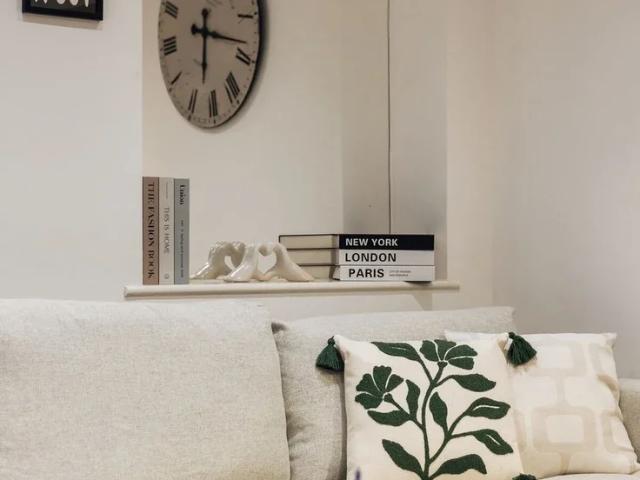 Apartment at Great Titchfield Street, City of Westminster
