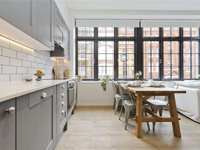 Apartment at Great Titchfield Street, City of Westminster