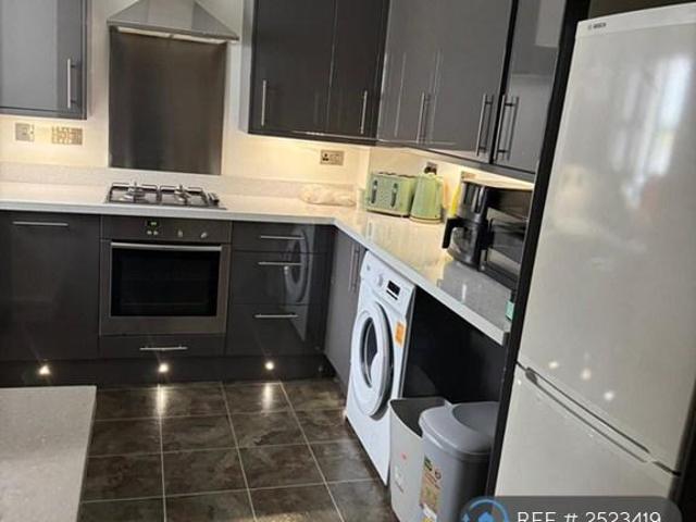 Apartment at Greenwood Road, Manchester
