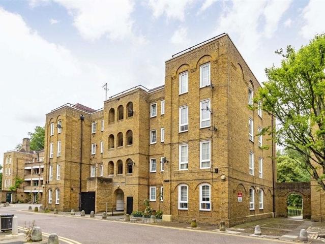 Apartment at Green Bank, Greater London