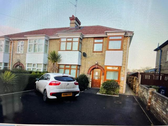 Apartment at Green End Road, Cambridge