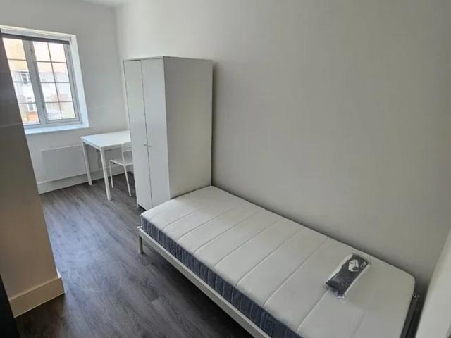 Apartment at Green Lane, Greater London