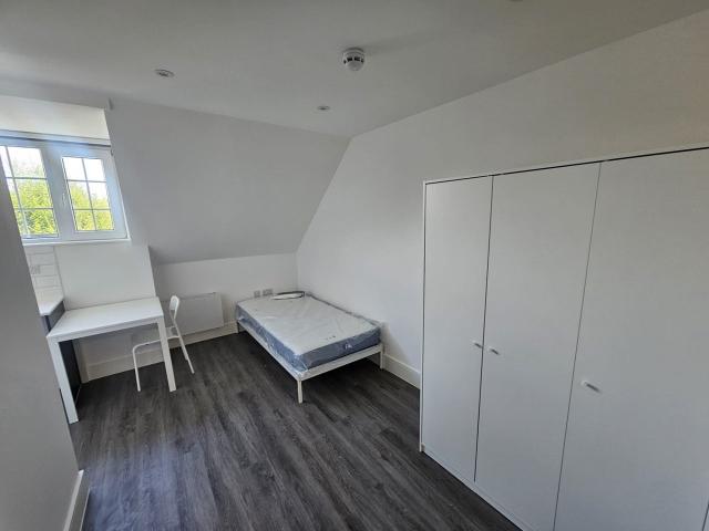 Apartment at Green Lane, Greater London
