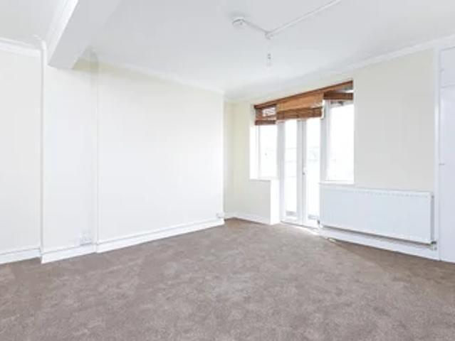 Apartment at Green Lane, Greater London