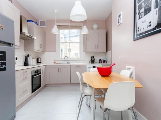 Apartment at Green Lanes, Greater London