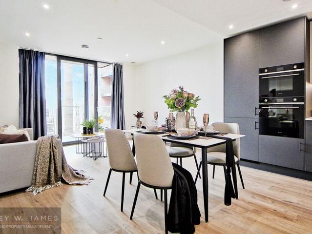 Apartment at Green Lanes, Greater London