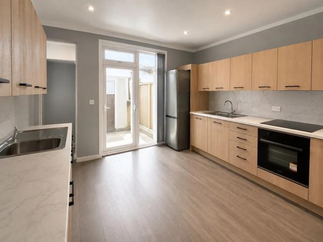 Apartment at Green Lanes, Greater London