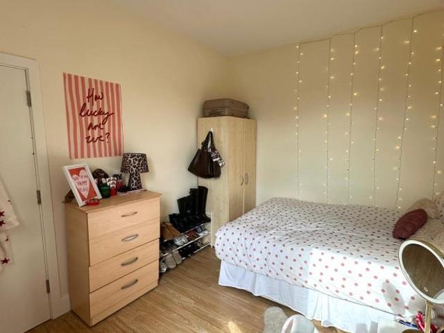 Apartment at Green Lanes, Greater London