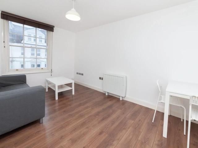 Apartment at Green Lanes, Greater London
