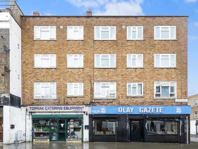 Apartment at Green Lanes, Greater London