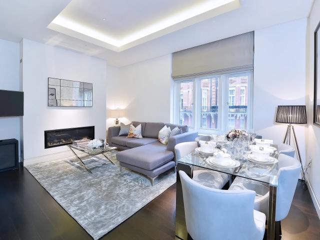 Apartment at Green Street, London