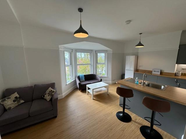 Apartment at Green Park Avenue, Plymouth