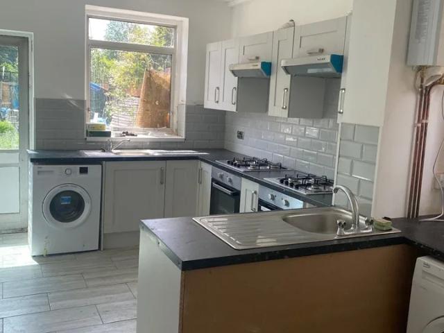 Apartment at Green Road, Greater London