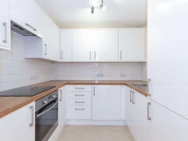 Apartment at Green Ridges, Oxford
