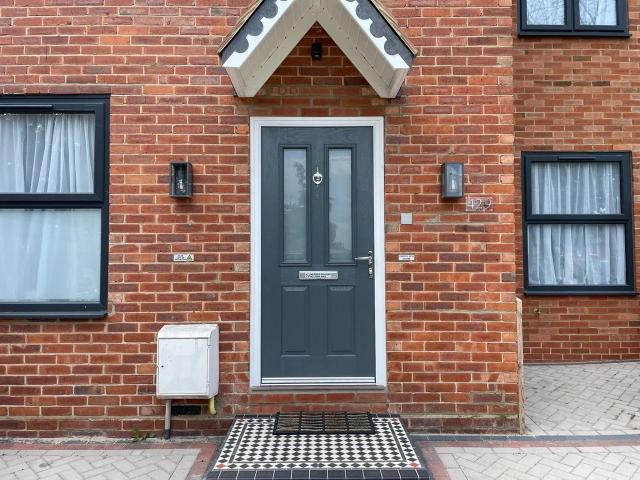 Apartment at Green Wrythe Lane, Greater London
