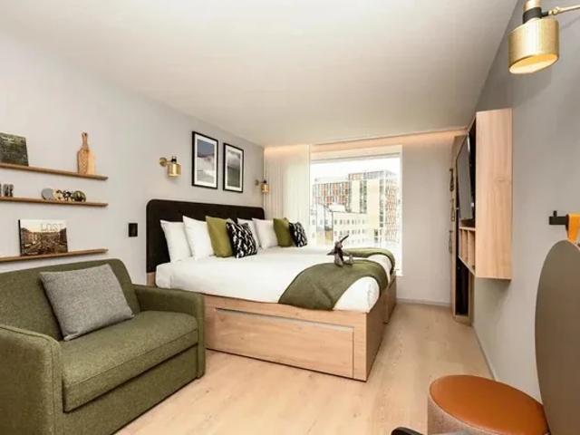 Apartment at Greenfield Road, Greater London
