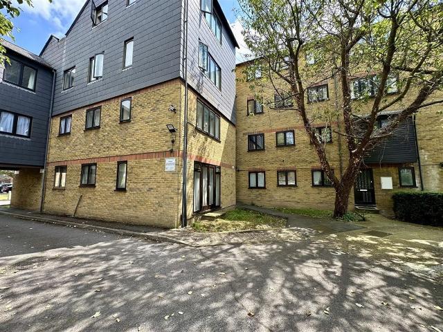 Apartment at Greenford Avenue, Greater London