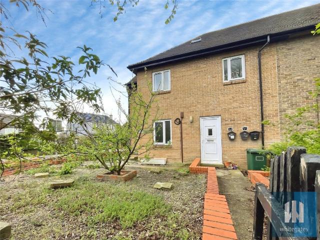 Apartment at Greenhead Road, Kirklees