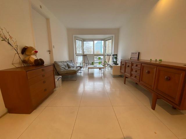 Apartment at Greenland Passage, Greater London