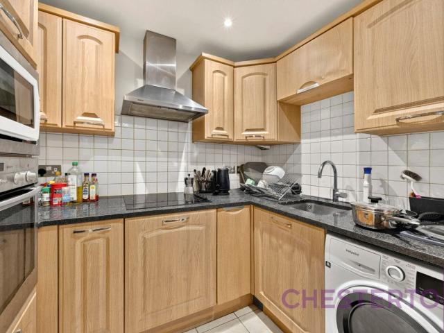 Apartment at Greens End, Greater London