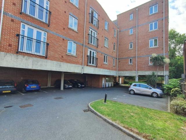 Apartment at Grenfell Road, Maidenhead