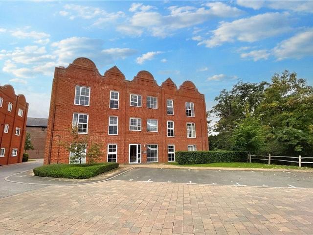 Apartment at Gresham Park Road, Woking