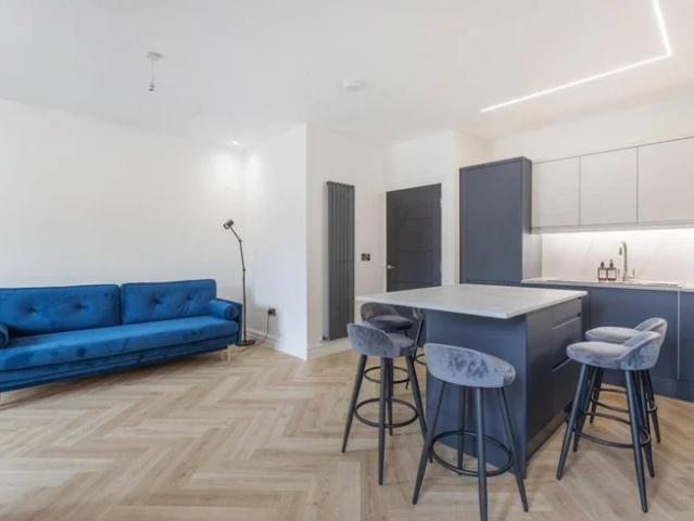 Apartment at Gresham Road, Greater London