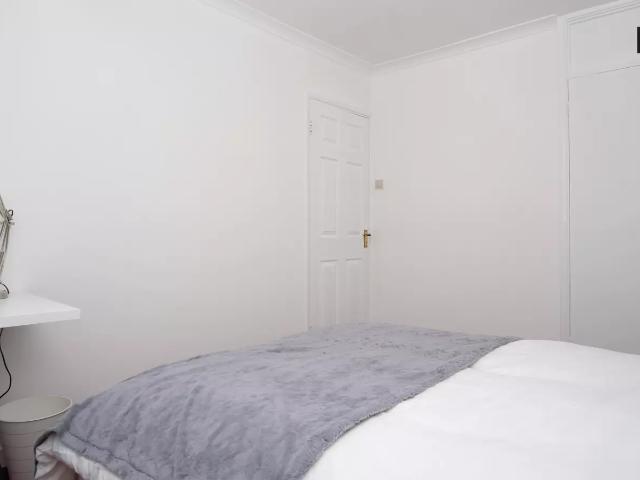 Apartment at Gressenhall Road, Greater London