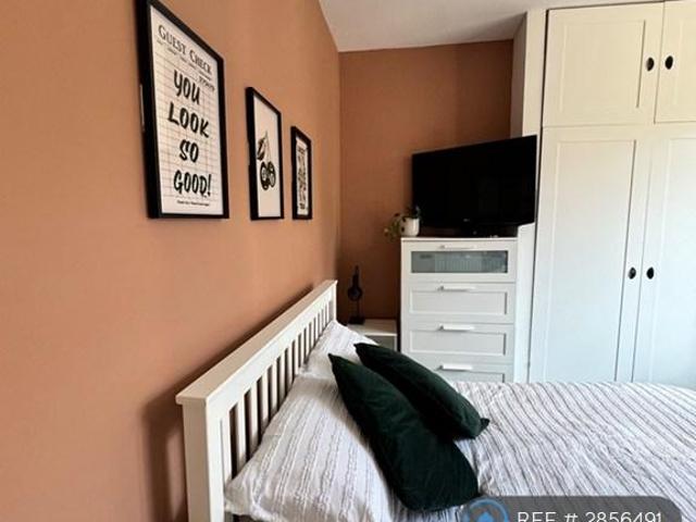 Apartment at Greystoke Avenue, Newcastle upon Tyne