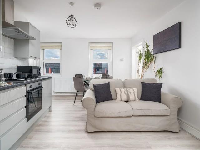 Apartment at Grimsby Street, Greater London